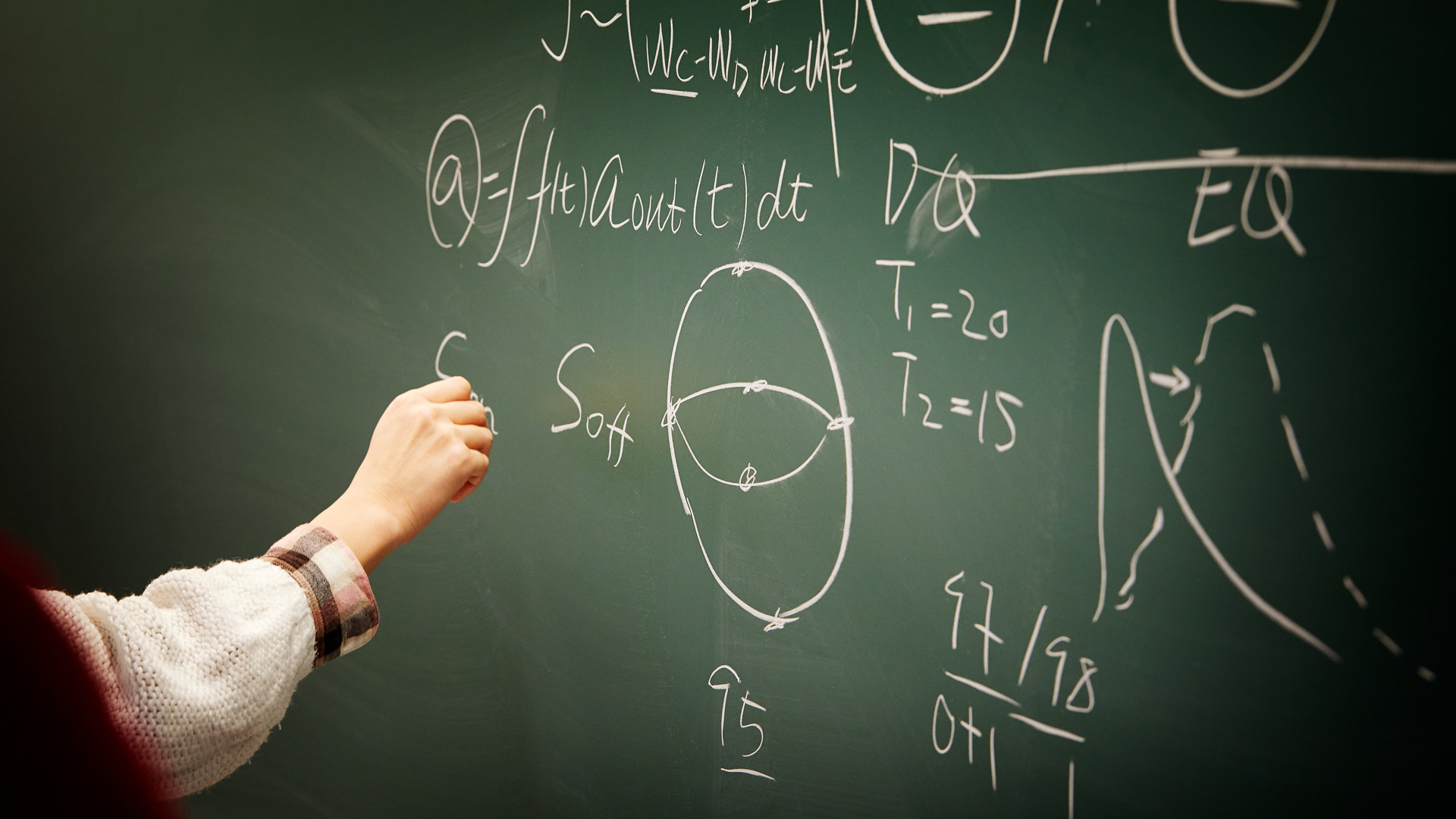 Applied Quantum Physics